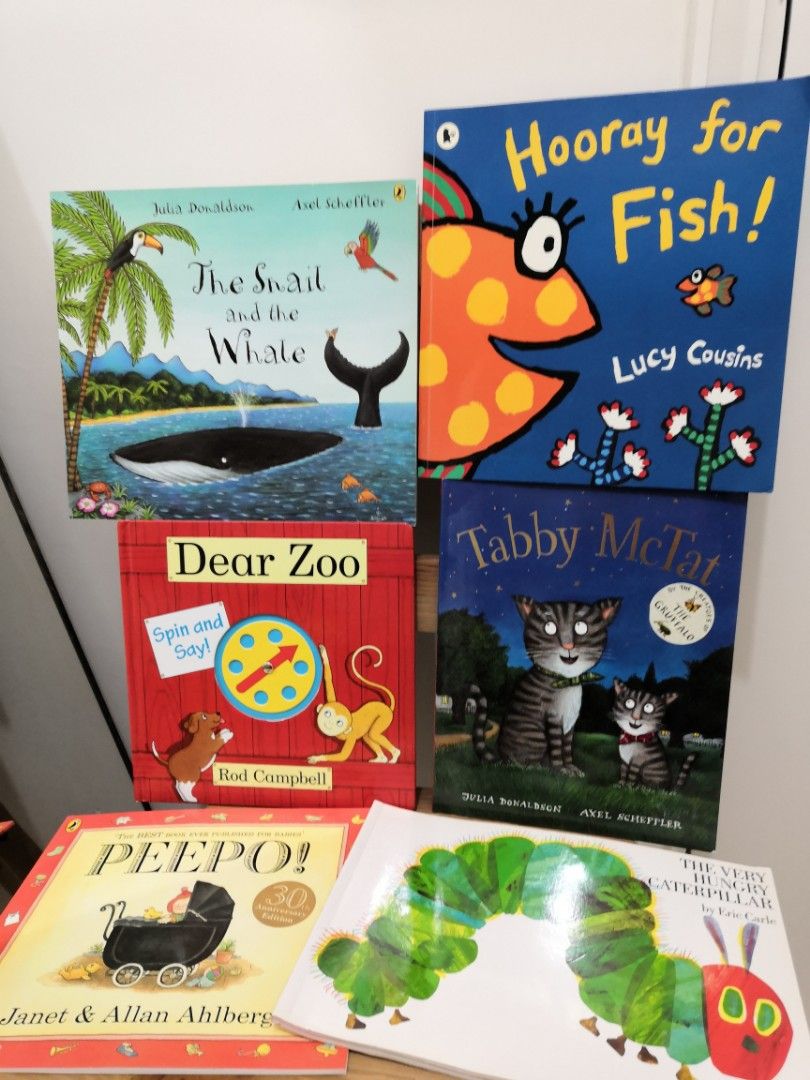 英文兒童故事書、遊戲書：The Snail and the Whale / The Very Hungry Caterpillar ...