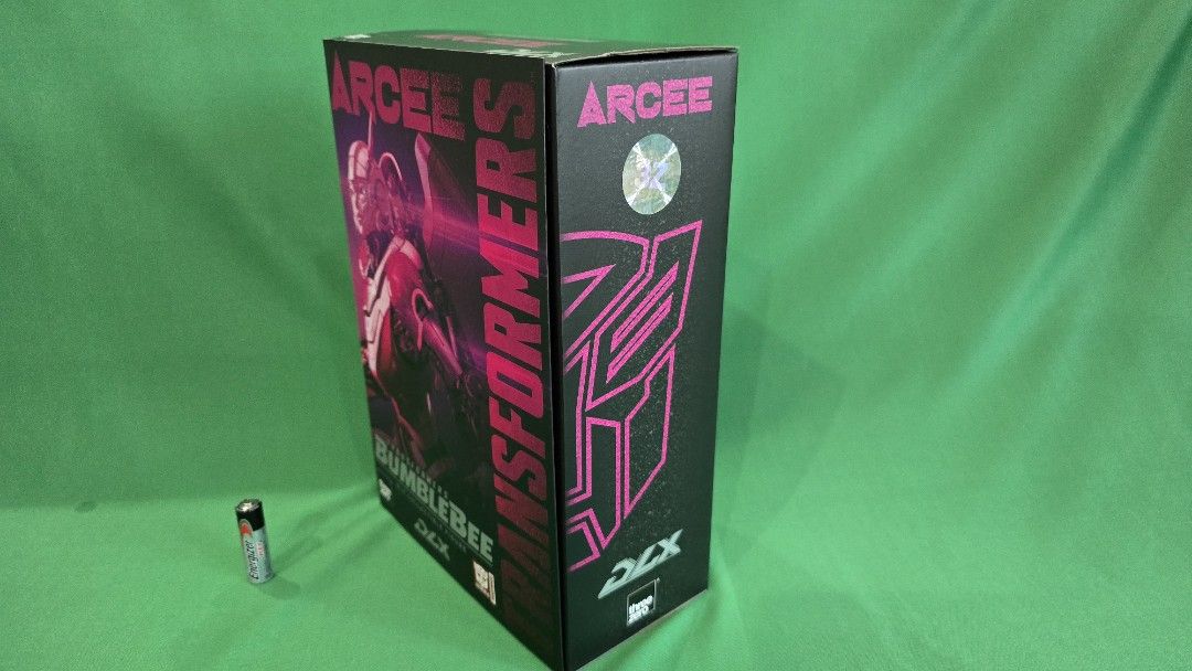 Three Zero DLX Transformers Bumblebee Arcee, Hobbies & Toys, Toys ...