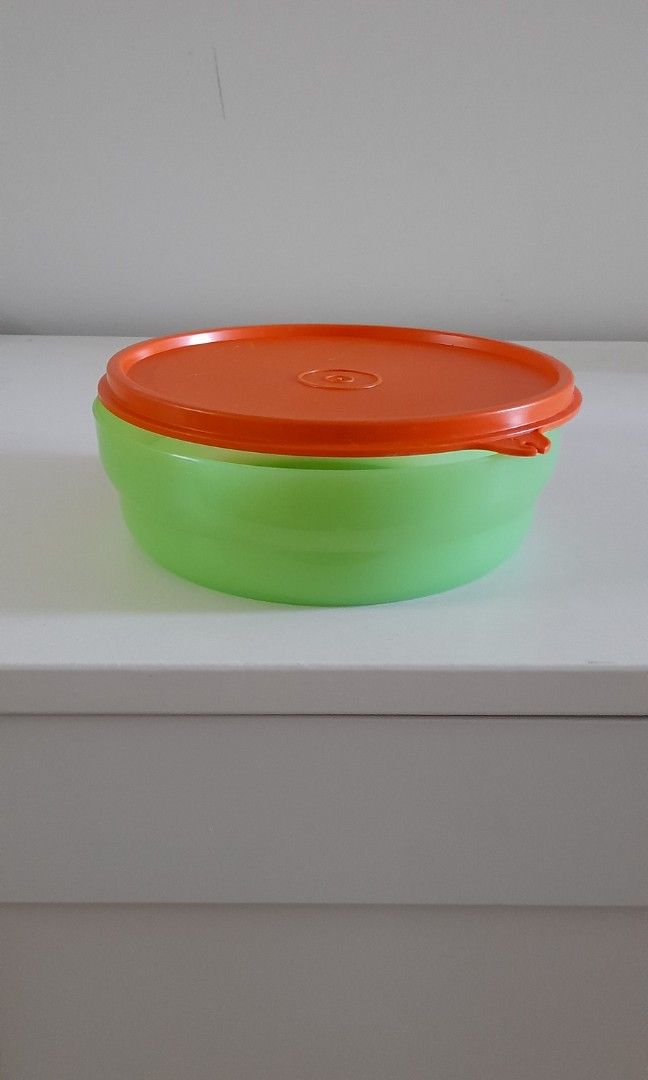 Tupperware container 500ml RM4, Furniture & Home Living, Kitchenware ...