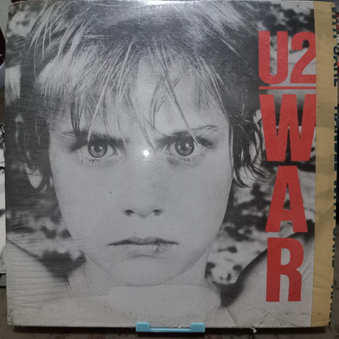 War, U2 vinyl records #30, Hobbies & Toys, Music & Media, Vinyls on Carousell