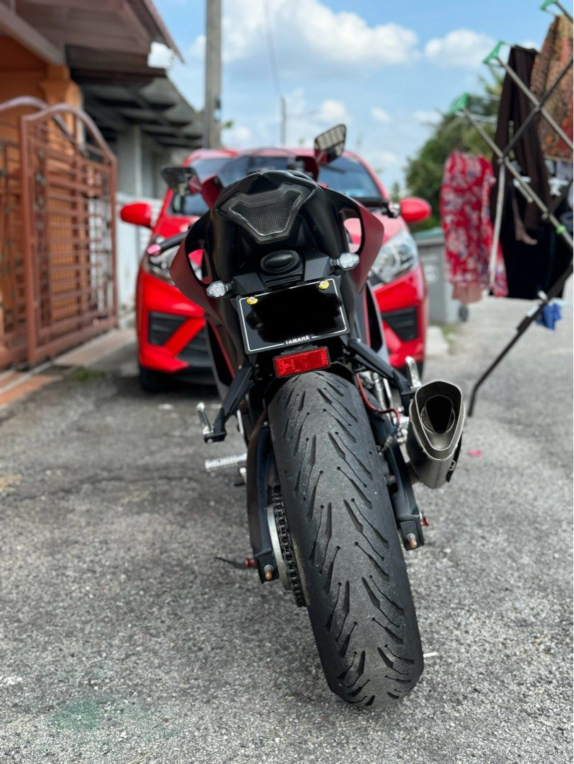 Yamaha R25 V2, Motorbikes on Carousell