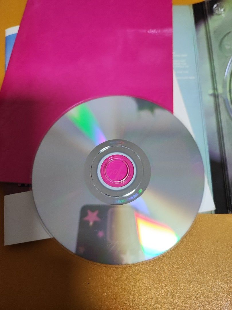 蔡依林 Jolin Dancing Diva舞孃 專輯CD 香港特別版 附送寫真集 / 2006年 EMI 百代唱片 (保存良好新淨靚仔), 興趣及遊戲, 音樂、樂器 & 配件, 音樂與媒體 ...