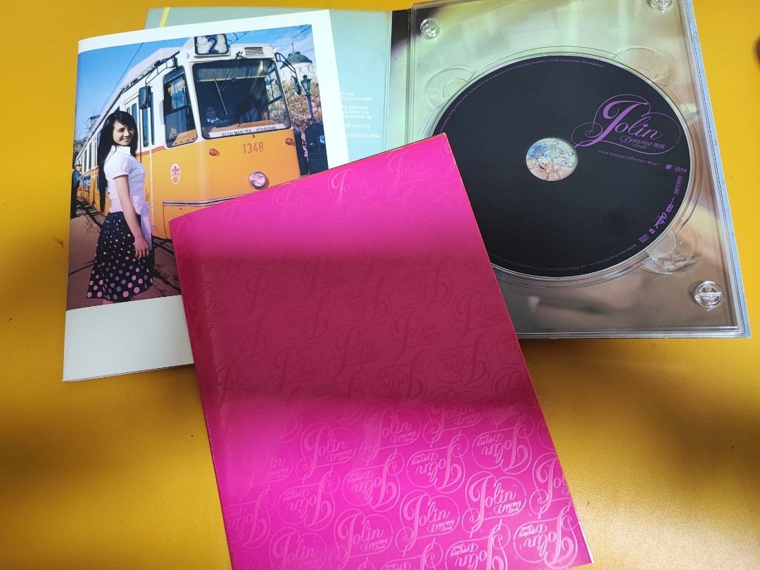 蔡依林 Jolin Dancing Diva舞孃 專輯CD 香港特別版 附送寫真集 / 2006年 EMI 百代唱片 (保存良好新淨靚仔), 興趣及遊戲, 音樂、樂器 & 配件, 音樂與媒體 ...