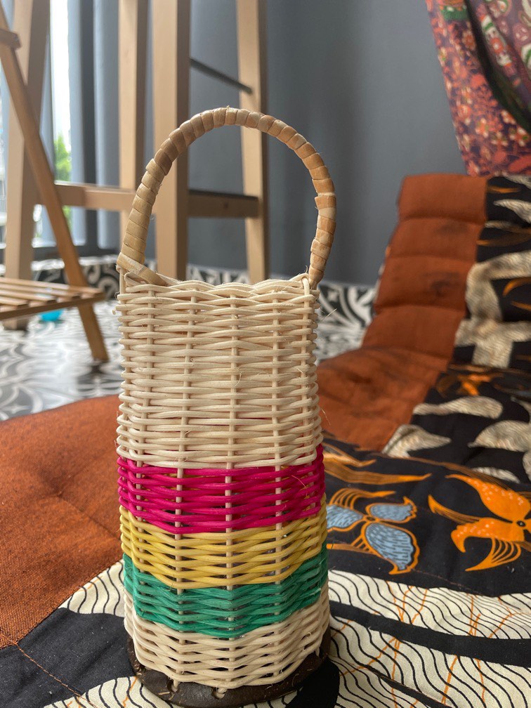 African shaker, Hobbies & Toys, Music & Media, Musical Instruments on ...