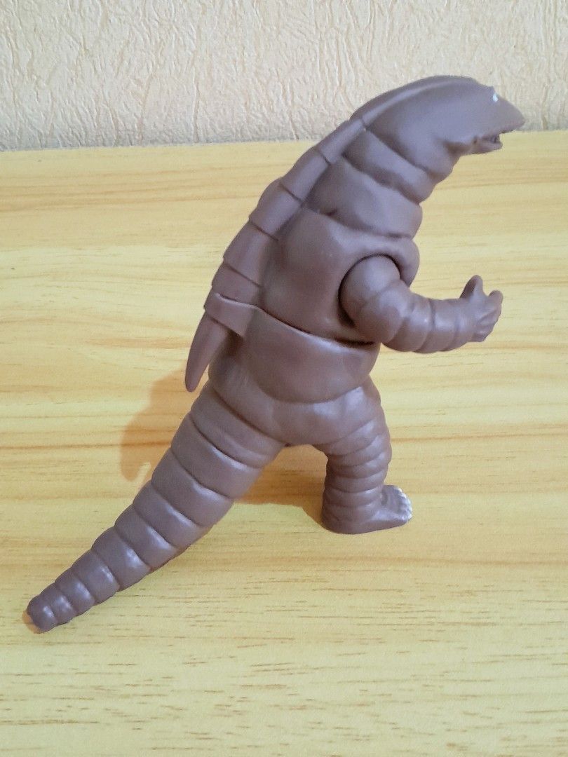 Bandai Ultraman Monster Telesdon, Toys & Collectibles, Mainan di Carousell