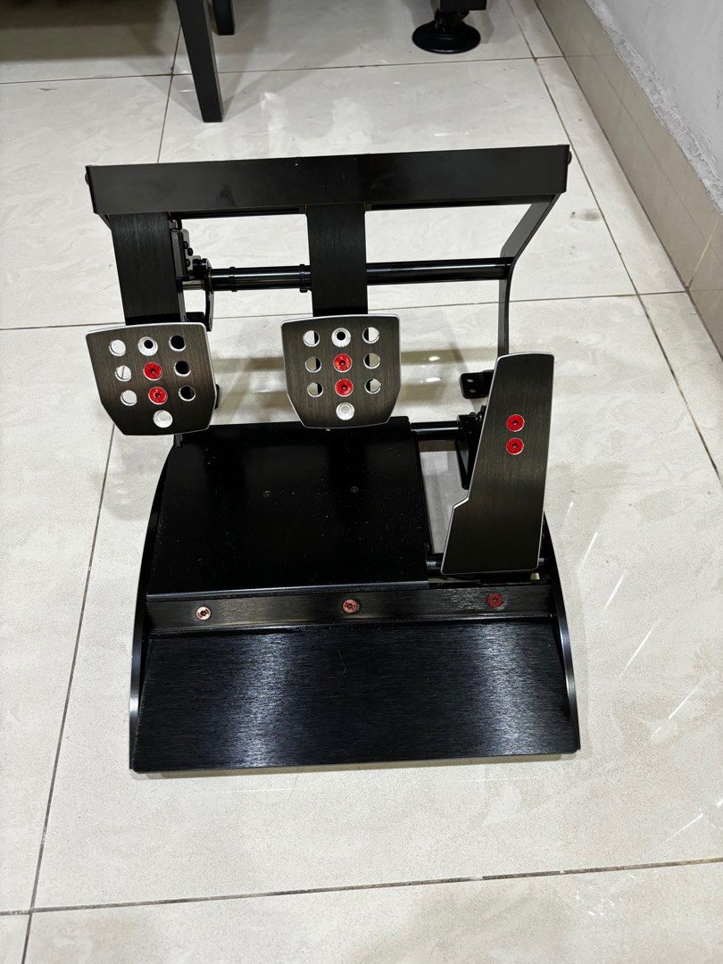 Fanatec ClubSport Pedals V3 inverted i33t, Video Gaming, Gaming ...