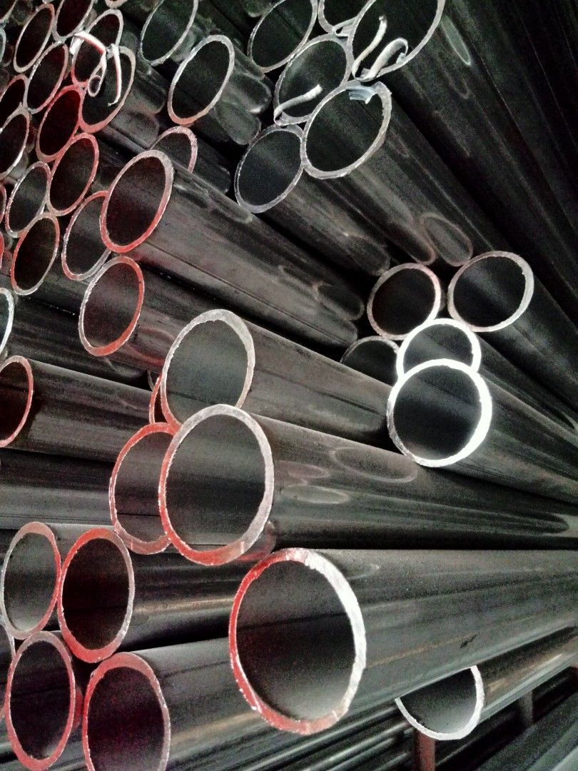 Gi pipe schedule 20 & 40 bagsak presyo, Commercial & Industrial ...