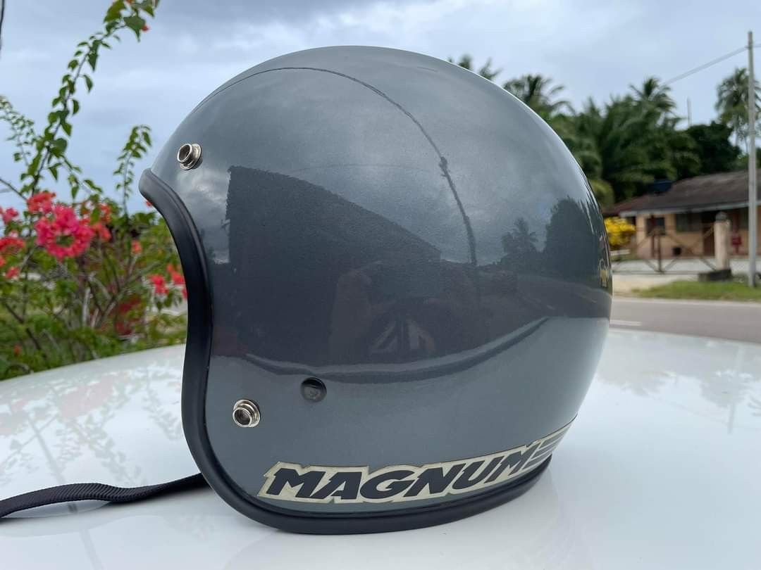 Helmet bell magnum ltd premium replica ori 1:1 grey, Hobbies & Toys ...