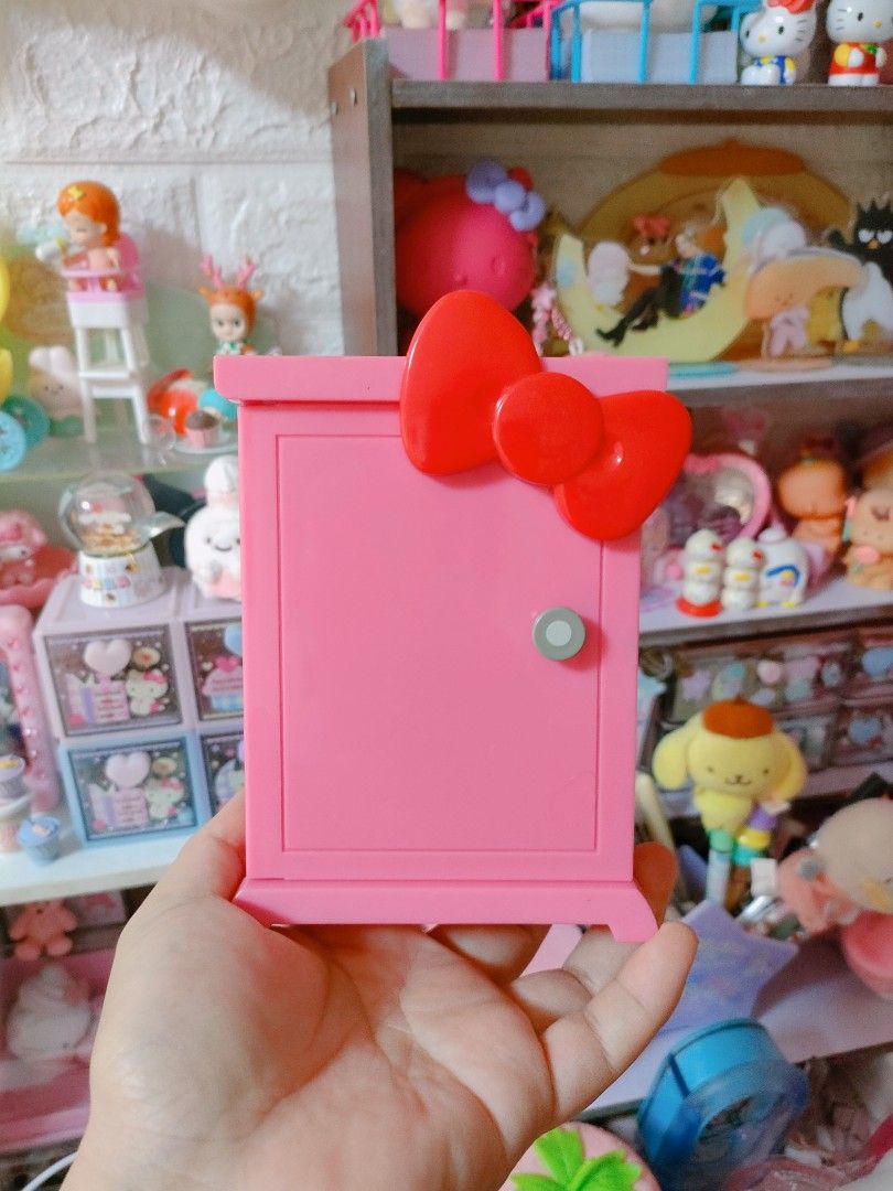 Hk x Doraemon door, Hobbies & Toys, Toys & Games on Carousell