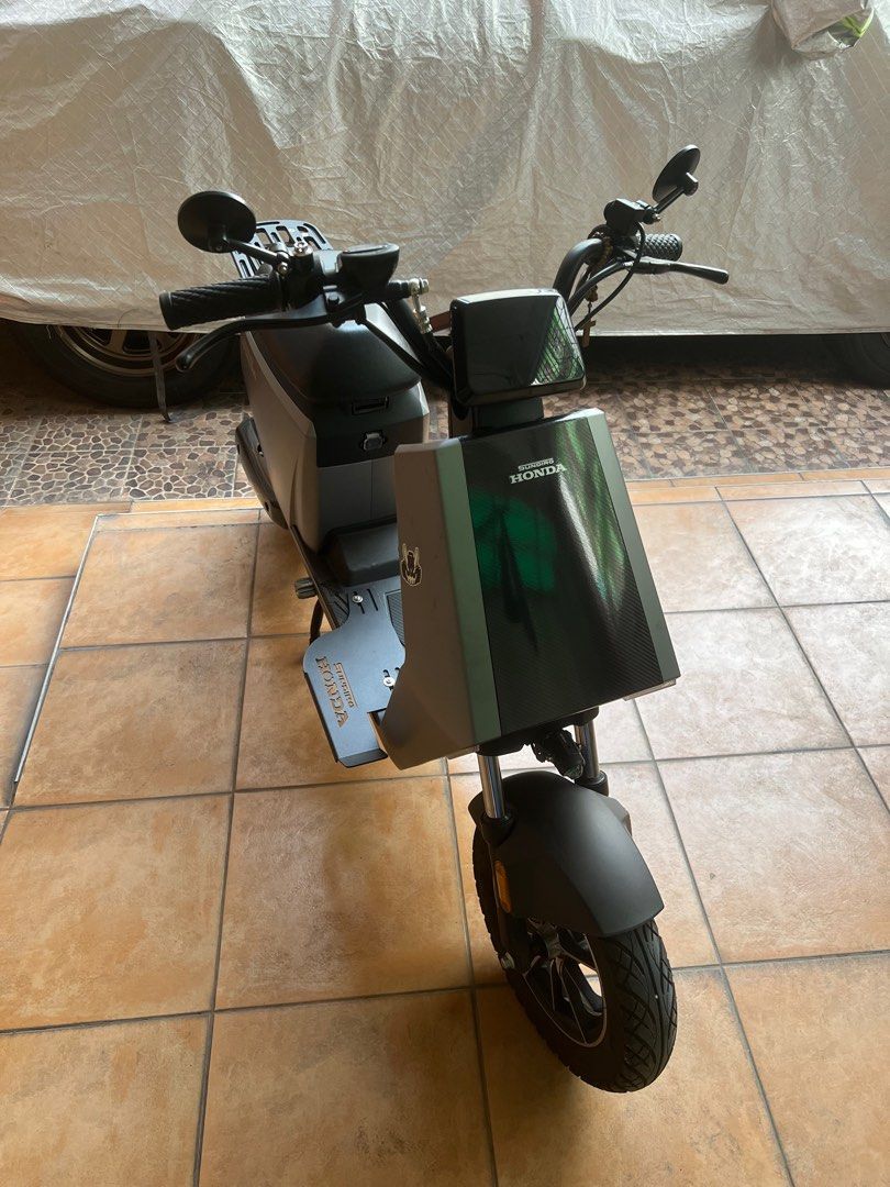 Honda Sundiro S08 (Electric), Motorbikes, Motorbikes for Sale on Carousell