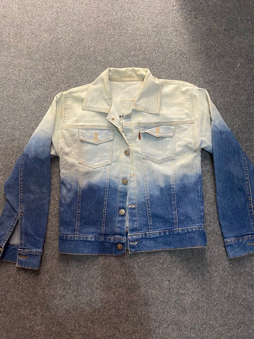 Jaket Jeans, Fesyen Wanita, Pakaian Wanita, Baju Luaran di Carousell