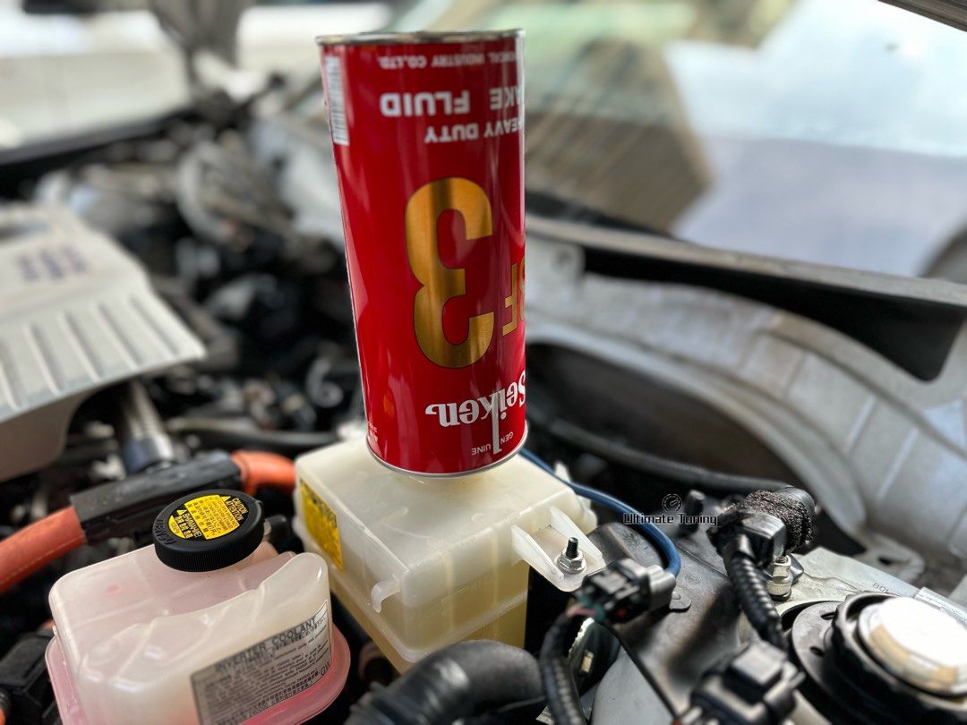 Lexus CT200H ABS Pump 泵 C1391 故障維修 迫力油 保養 換油 迫力皮 迫力碟 Toyota Prius C 3 4 ...