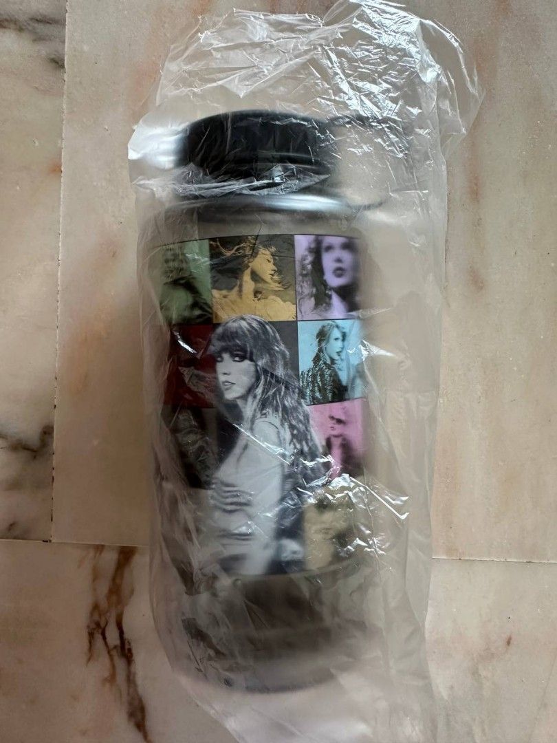 Taylor Swift Merch Water Bottle, Hobbies & Toys, Memorabilia ...