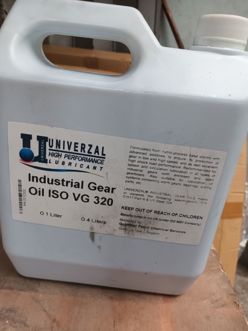 VACUUM PUMP OIL VG 320, Commercial & Industrial, Construction ...