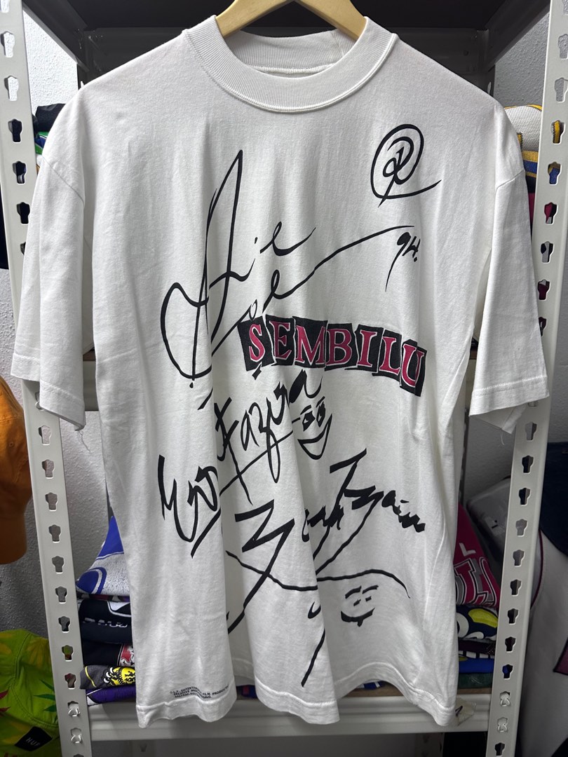 Vintage malaysia sembilu, Men's Fashion, Activewear on Carousell