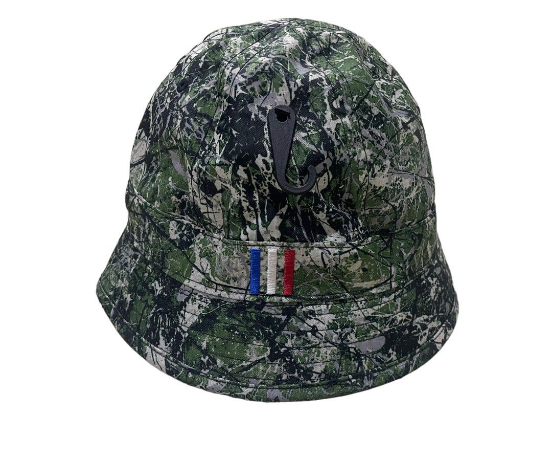 Adidas X Manchester United X Stone Roses bucket, Men's Fashion, Watches ...