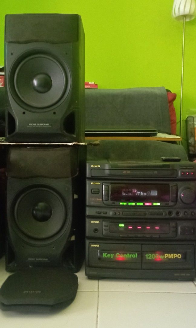 Aiwa big compo Z1800 stereo system, Elektronik, Audio di Carousell