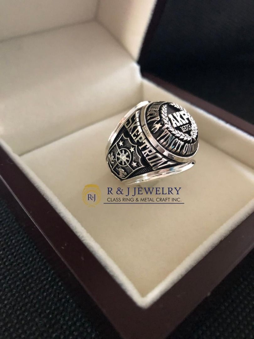 BULL RINGS_ALPHA KAPPA RHO, Men's Fashion, Watches & Accessories ...
