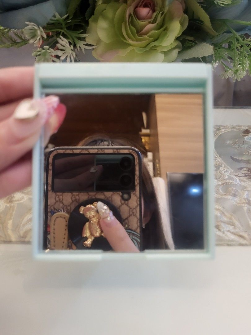 Disney Princess Ariel Mini Mirror, Furniture & Home Living, Home Decor ...