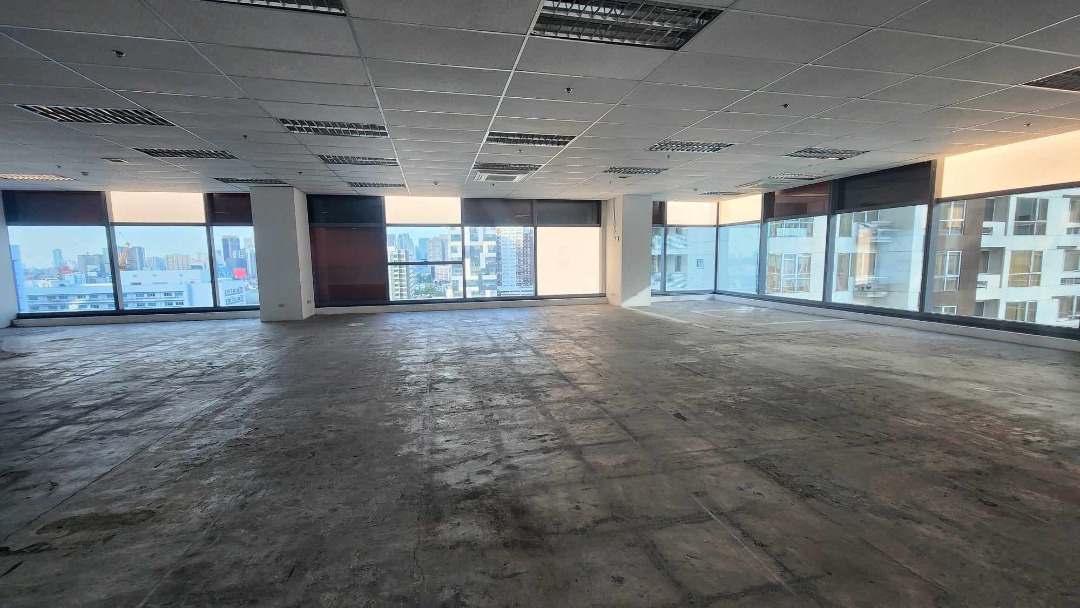 1,635 sqm. whole floor grade A office units at Park Triangle Corporate ...