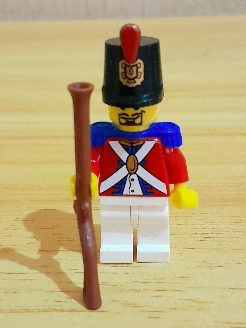 Lego Minifigures - Imperial Soldier II Shako Hat, Toys & Collectibles ...