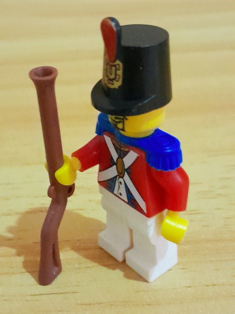 Lego Minifigures - Imperial Soldier II Shako Hat, Toys & Collectibles ...