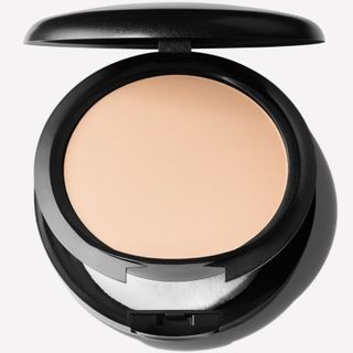 MAC foundation - Studio fix fluid SPF 15, Beauty & Personal Care, Face ...