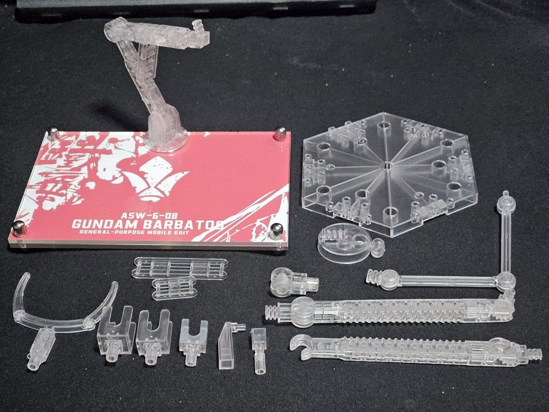 MGSD Barbatos Gundam, MGSD Freedom, Barbatos dedicated stand /base ...