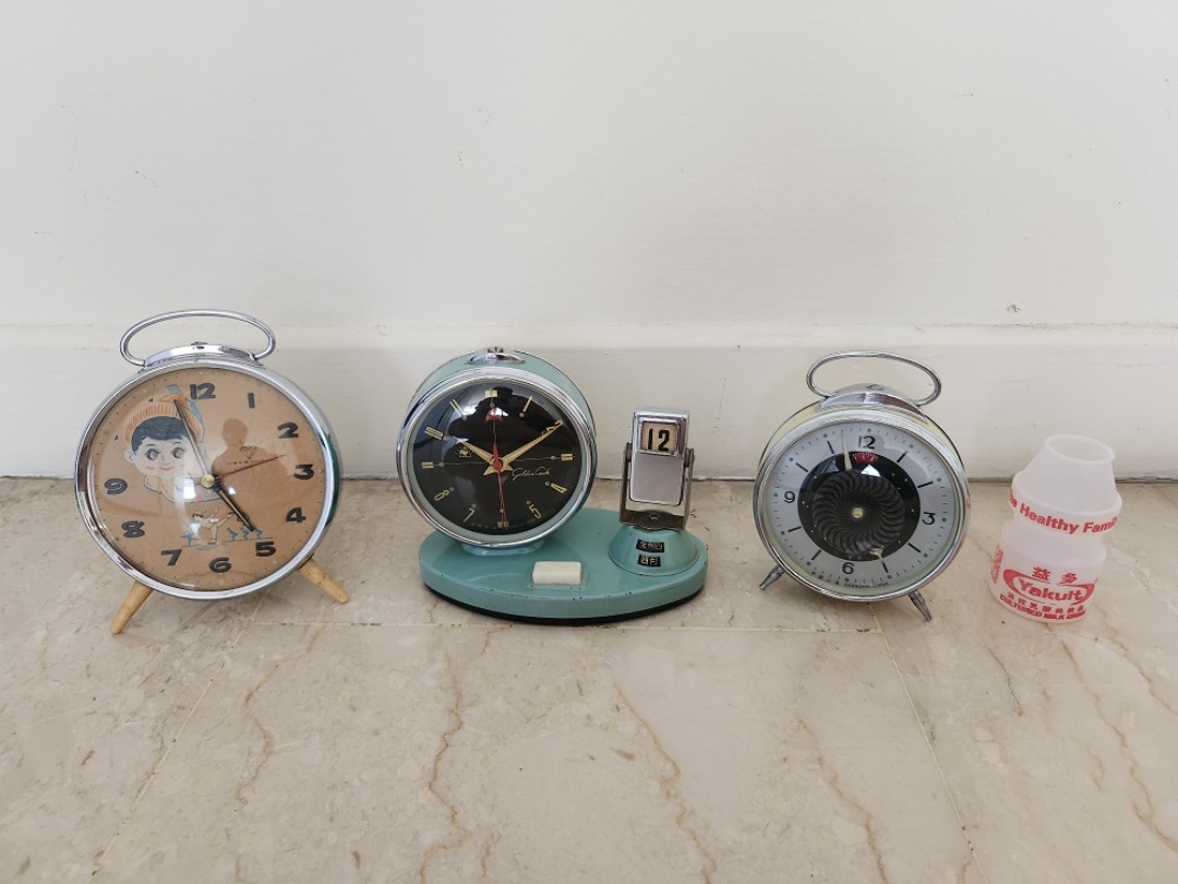 3 x Old Antique Vintage Winding Table Clocks (Total S$180 only for all ...