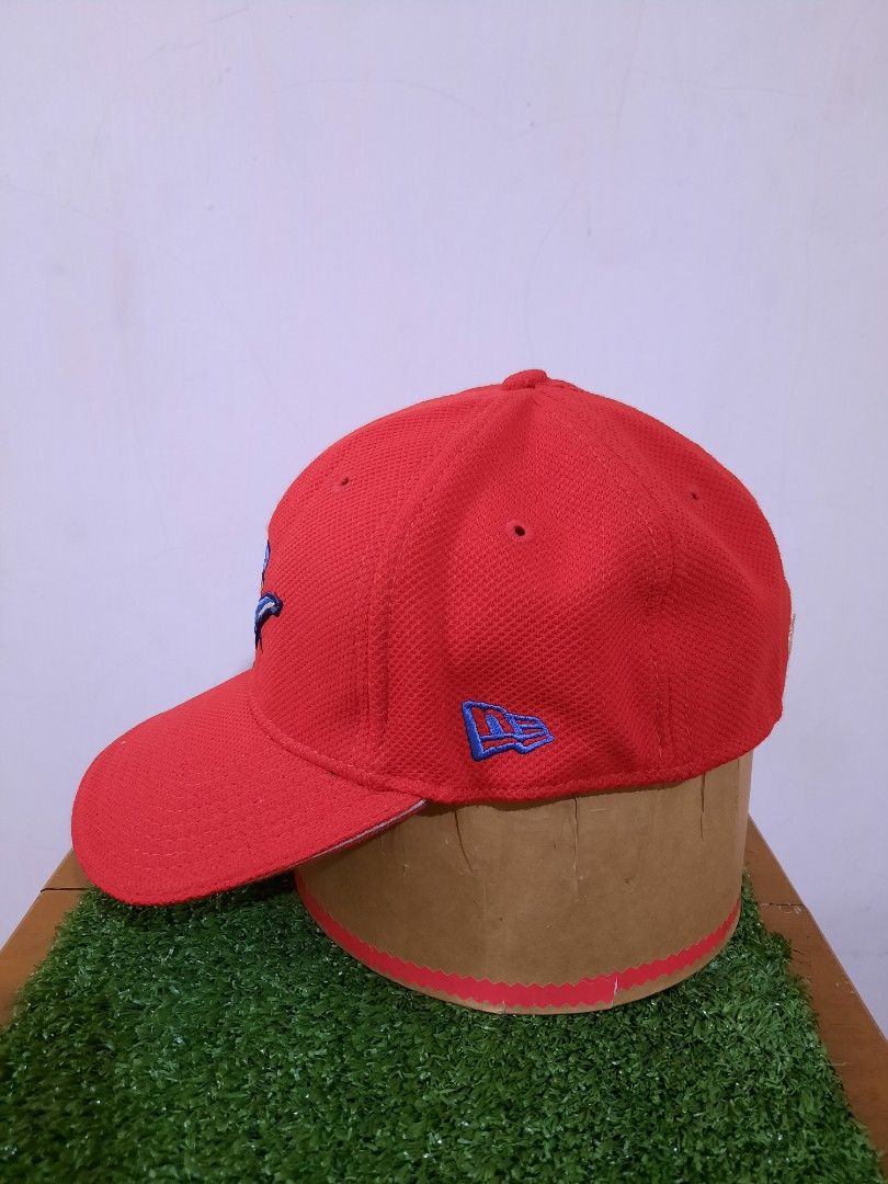 Topi New Era x MLB x Budweiser, Fesyen Pria, Aksesoris, Topi di Carousell