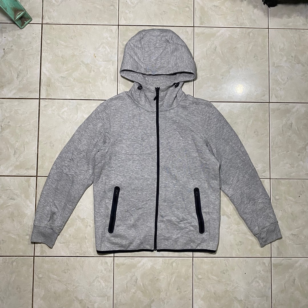 Uniqlo Tech Fleece, Men's Fashion, Coats, Jackets and Outerwear on ...