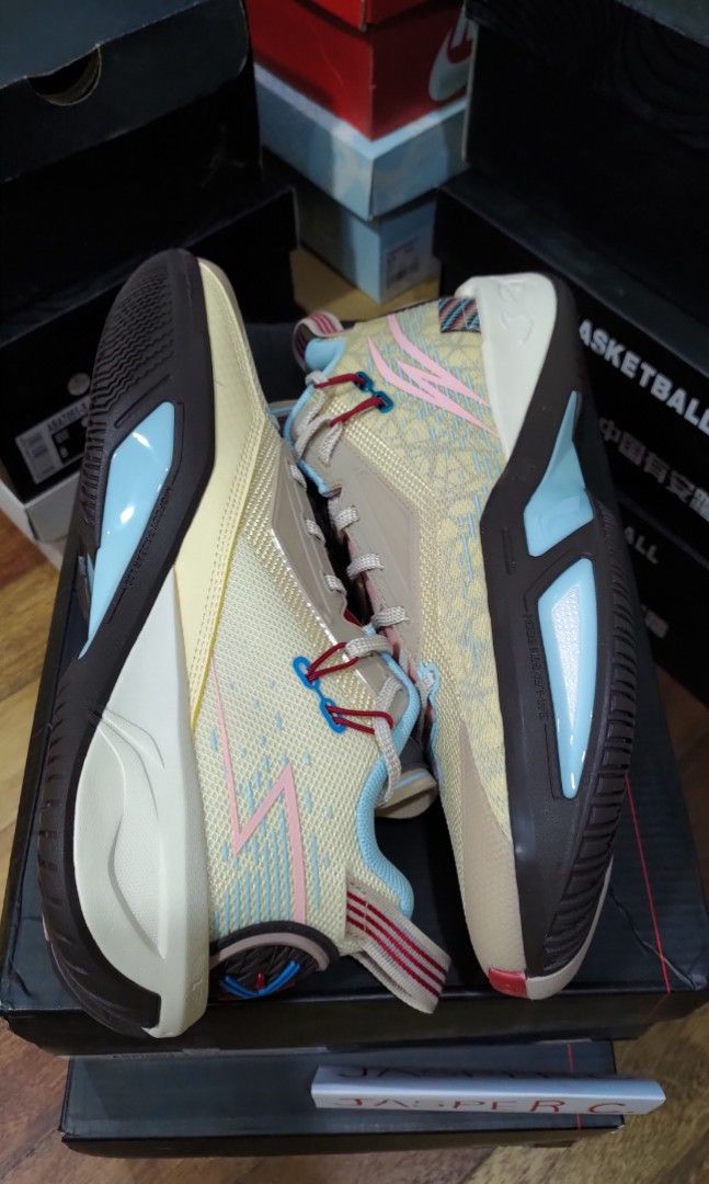 Wade Fission 9 "Origin", Men's Fashion, Footwear, Sneakers on Carousell