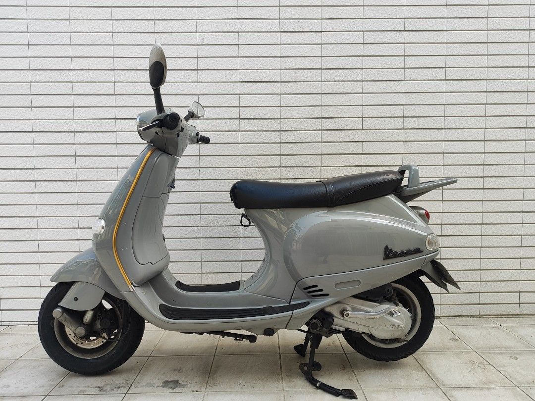 出售 經典 VESPA 偉士牌 ET8 出場2002年 引擎保固 可換車 舊車折抵, 機車, 二手機車在旋轉拍賣