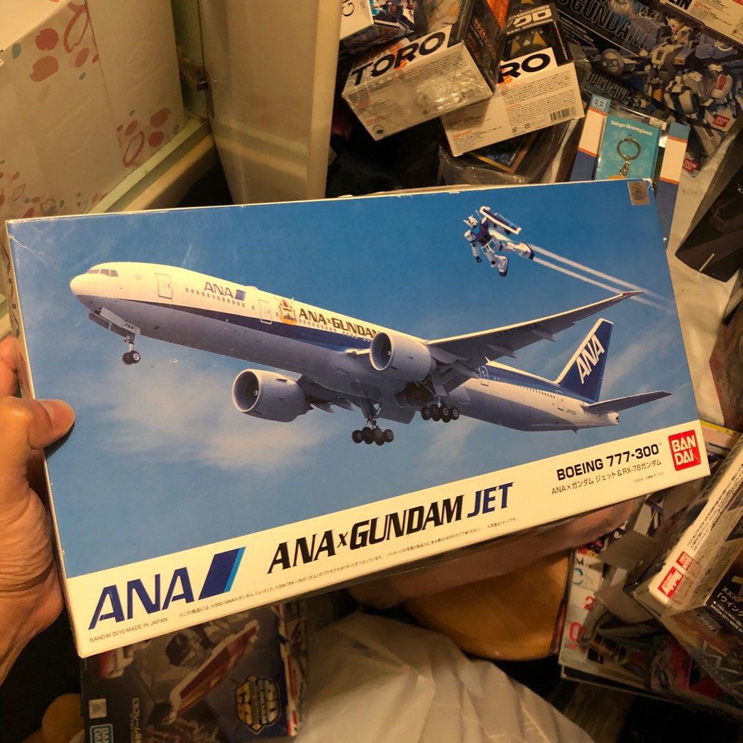 👑 BANDI ANA x Gundam x-78 Jet Boeing 777-300 1/200 超級機械人大戰 HG Banpresto ...
