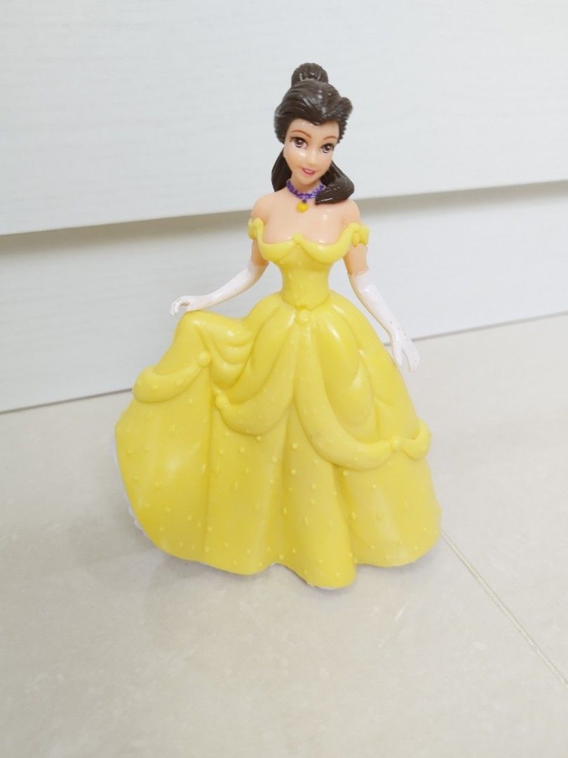 Action figure Disney Princess Belle, Toys & Collectibles, Mainan di ...