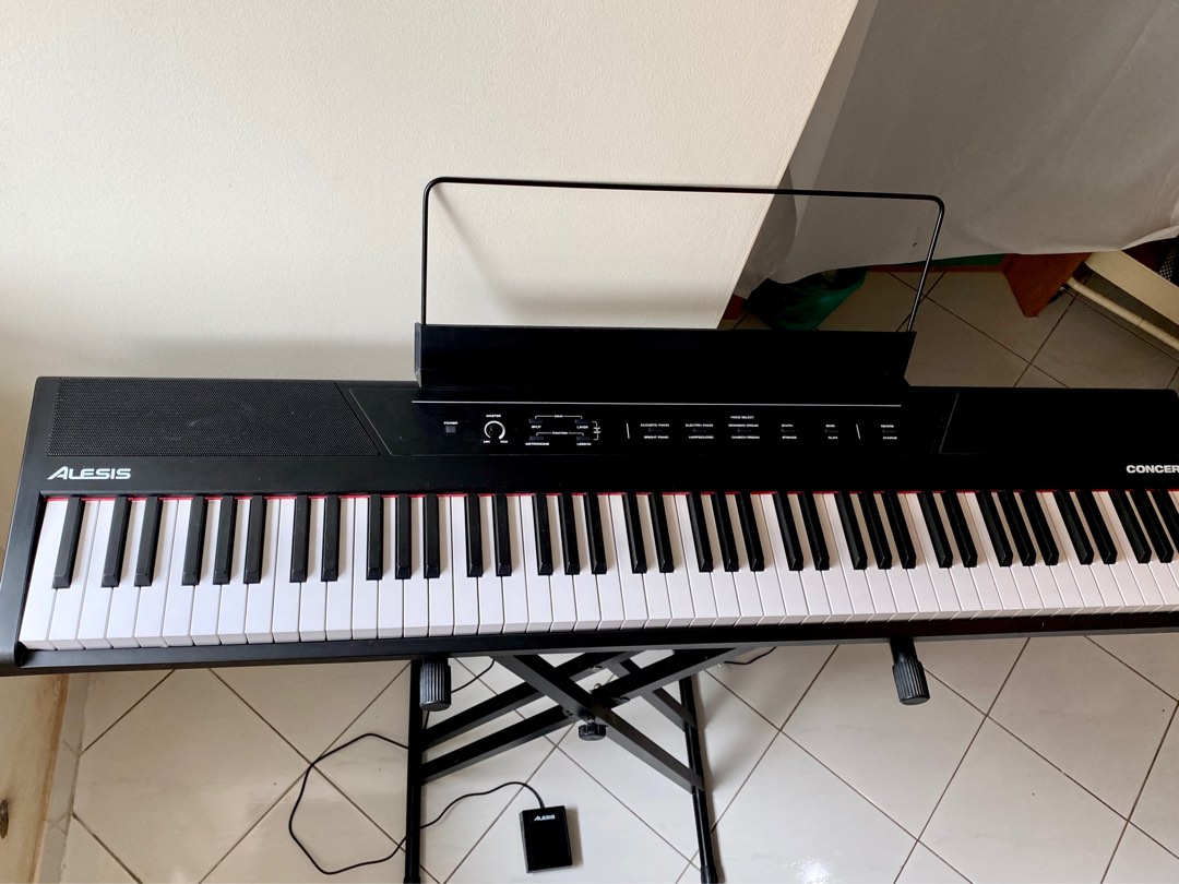 Alesis 88 key digital piano, Hobbies & Toys, Music & Media, Musical ...