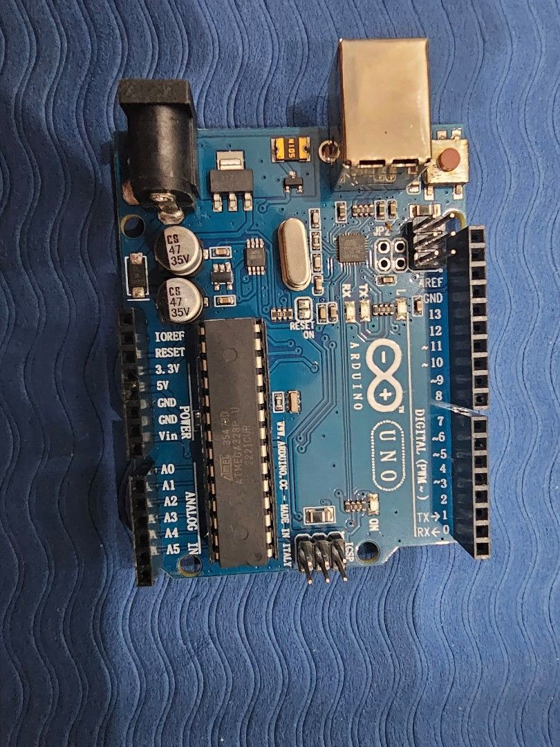 Arduino Uno, Mobile Phones & Gadgets, Other Gadgets on Carousell