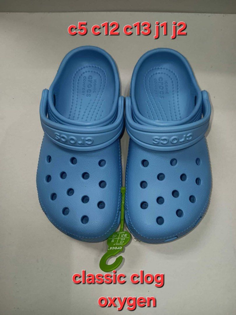 Crocs many designs, Women's Fashion, Footwear, Slippers and slides on ...