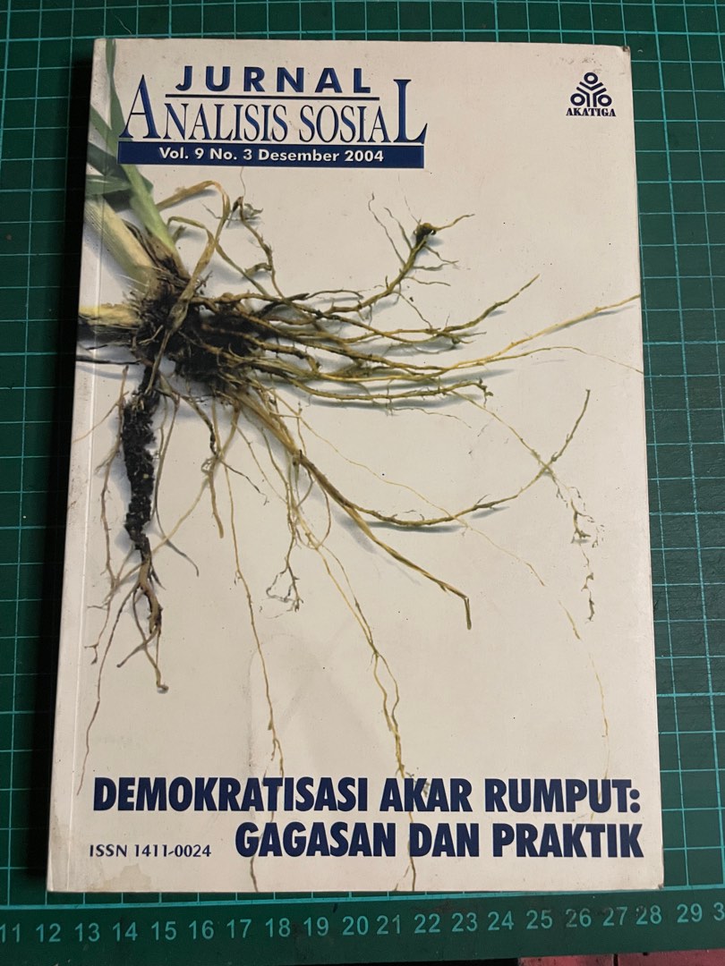 Demokratisasi akar rumput, Buku & Alat Tulis, Buku di Carousell