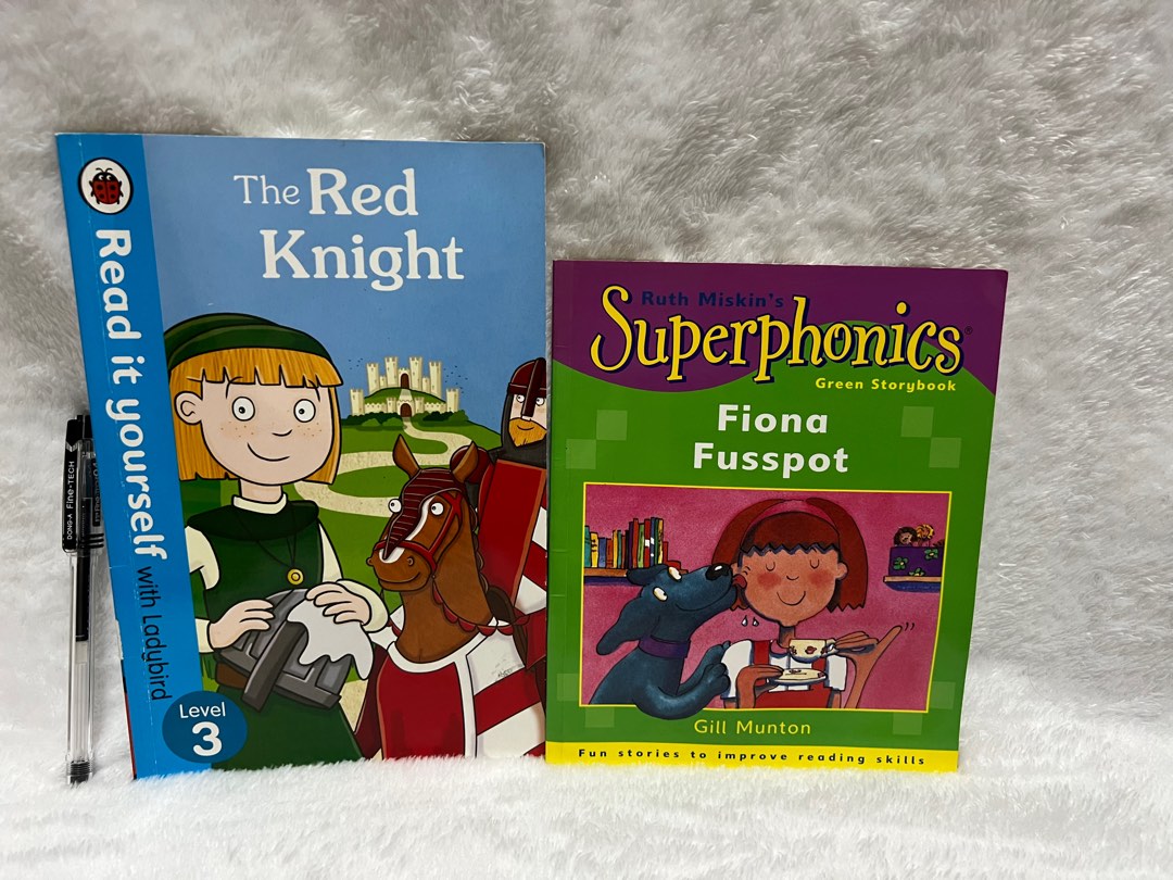 Early Readers Book Bundle (The Red Knight and Superphonics), Hobbies ...