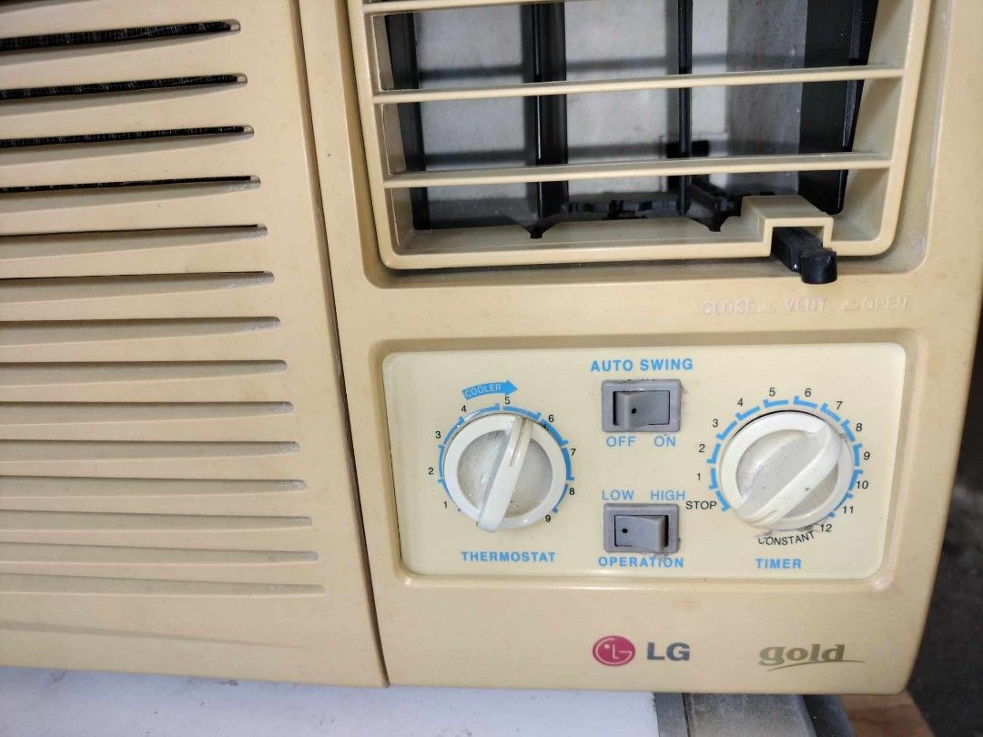 LG 1.5 Hp Window type aircon, TV & Home Appliances, Air Conditioning ...