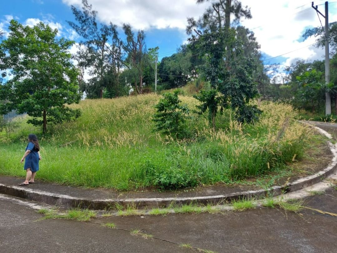 RUSH Lot for Sale: 140 sqm2 in Kingsville Heights Executive Village ...