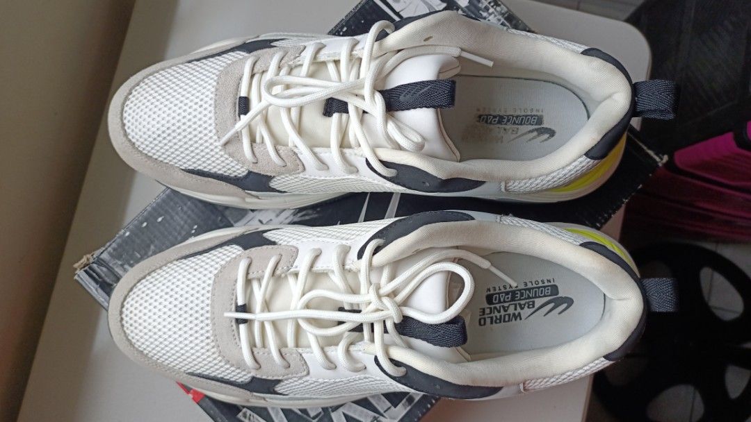 New Balance Invictus White/Gray, Men's Fashion, Footwear, Sneakers on ...