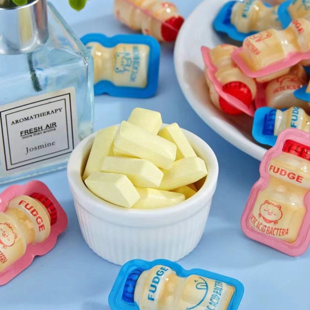 Old yogurt candy milk-flavored candy (20 bottles), Food & Drinks ...
