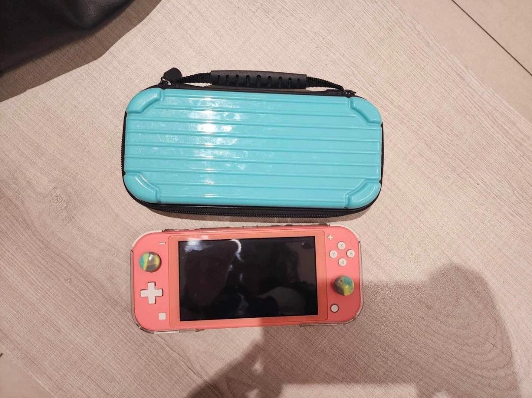 Pink Nintendo Switch Lite (2 cases and 1 game included), Video Gaming ...