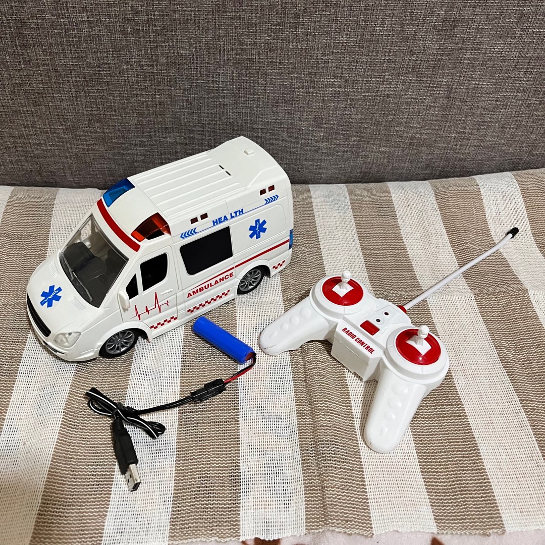 Remote Control Ambulance with sounds, Hobbies & Toys, Toys & Games on ...