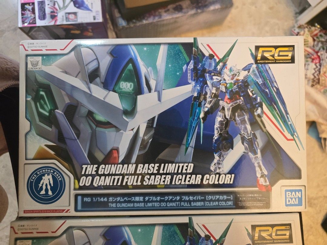RG 00 Qant Full Saber Gundam Clear Color Gundam Base Limit Exclusive ...