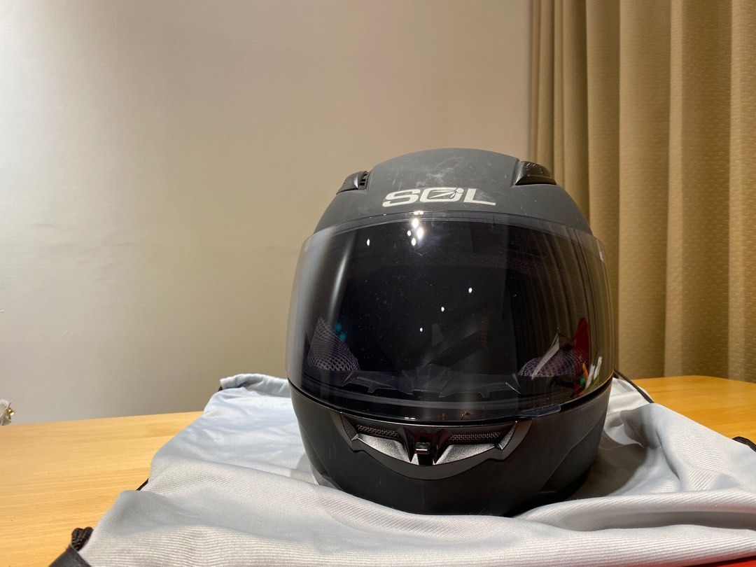 SOL SF-2 全罩式安全帽(消光黑), 汽機車零配件在旋轉拍賣