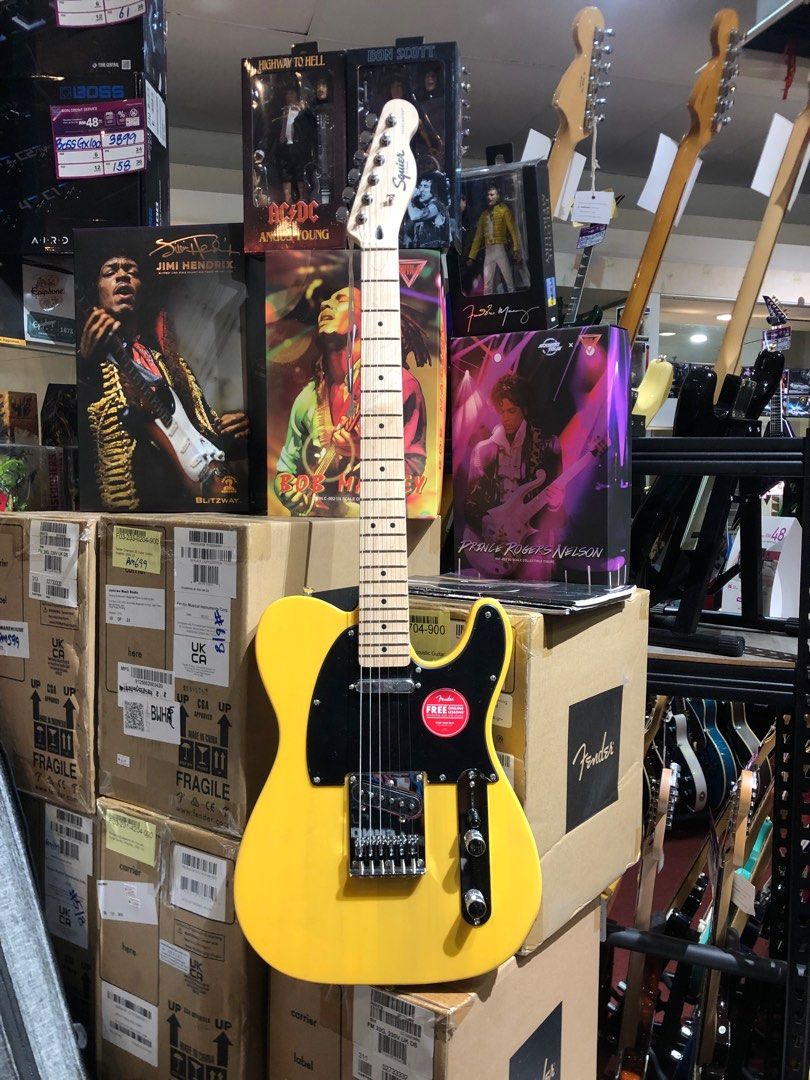 Squier Sonic Telecaster Electric Guitar w/Black Pickguard, Maple FB, Butterscotch Blonde ...