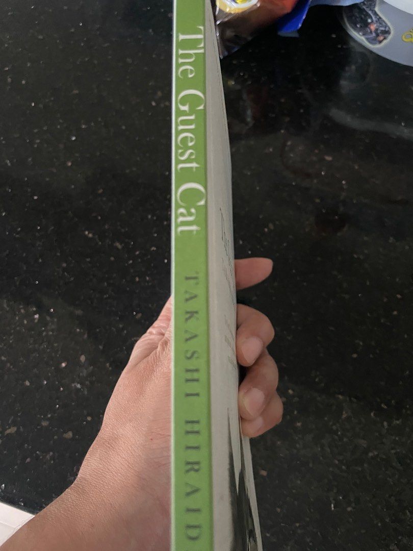 The Guest Cat Takashi Hirade, Hobbies & Toys, Books & Magazines ...